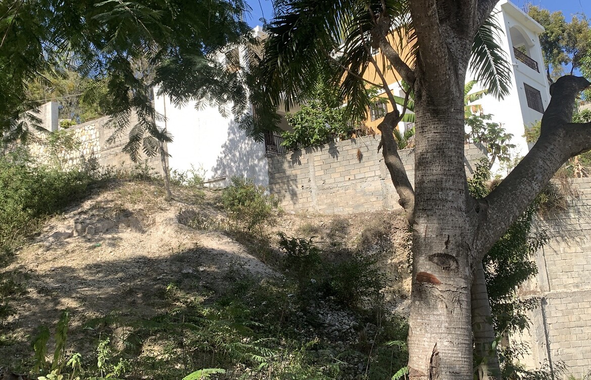 Built-Ready Cheap Residential Land for Sale in Marlique, PV, Haiti